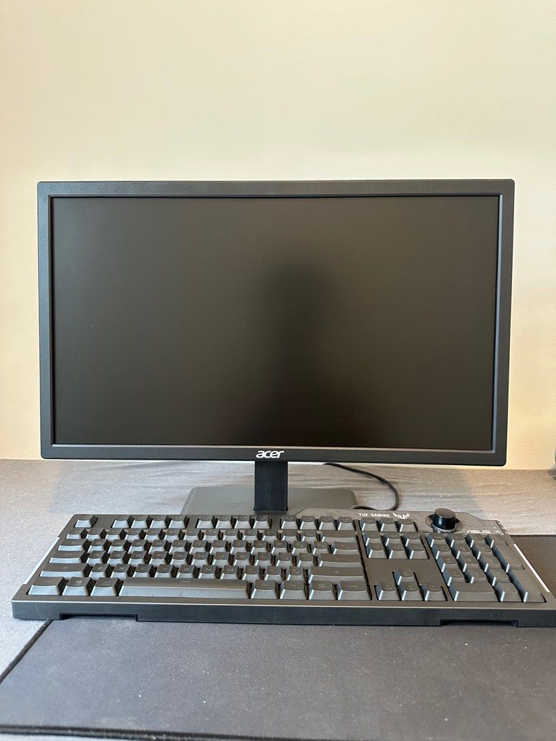Monitor and Keyboard, Computers & Tech, Desktops on Carousell