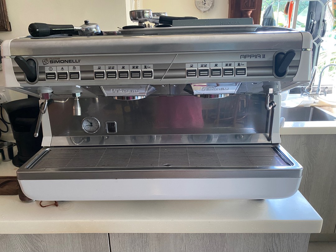 Nuova Simonelli Appia II Coffee Machine, TV & Home Appliances, Kitchen ...