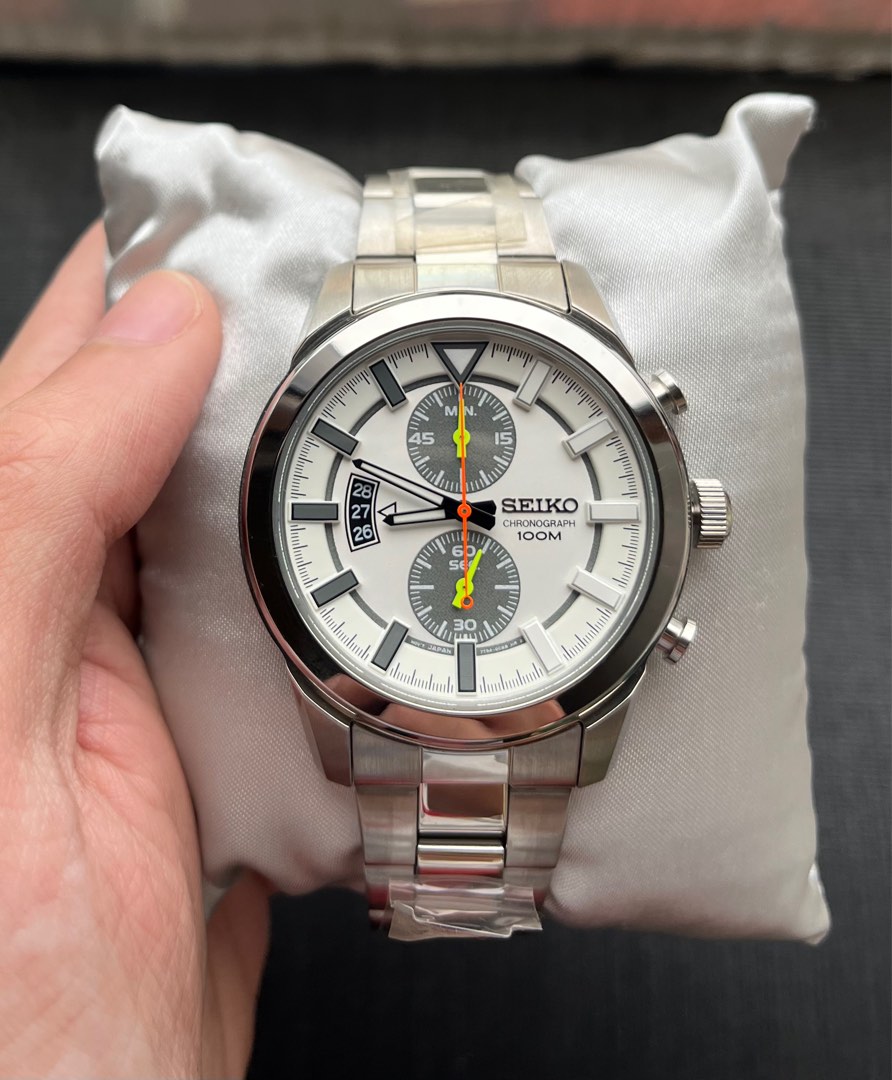 Seiko White Face Chronograph SNN281P1, Men's Fashion, Watches ...