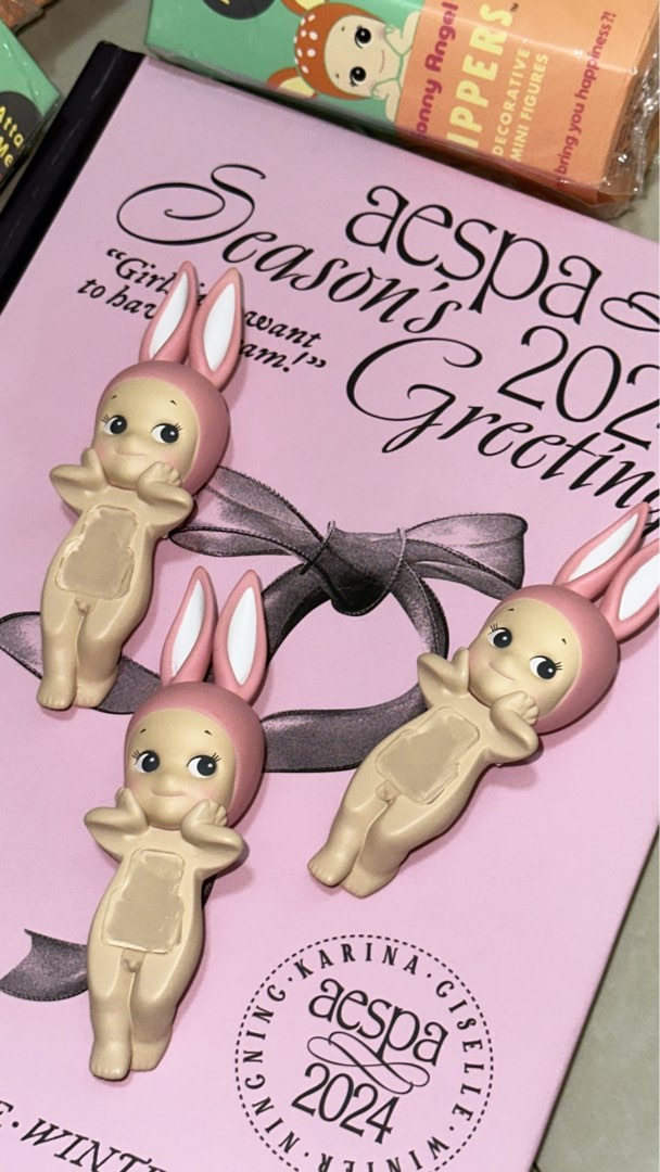 Sonny Angel Rabbit Animal Hippers, Hobbies & Toys, Toys & Games on ...