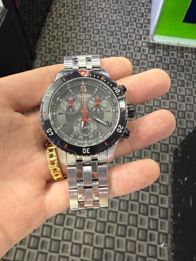 TISSOT PRS200 SWISS MADE CHRONOGRAPH T067417, Men's Fashion, Watches ...