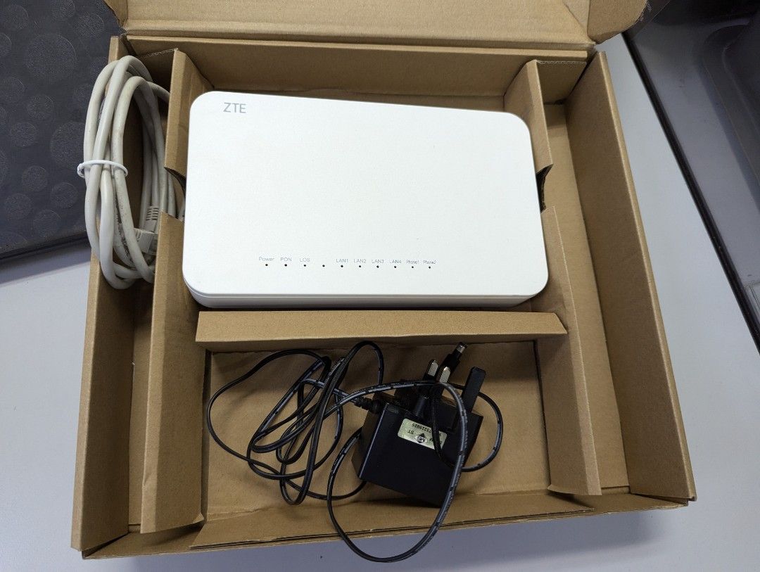 Unify modem / router zxhn f620, Computers & Tech, Parts & Accessories ...