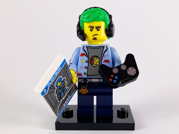Video Game Champ, Series 19 (Complete Set with Stand and Accessories ...