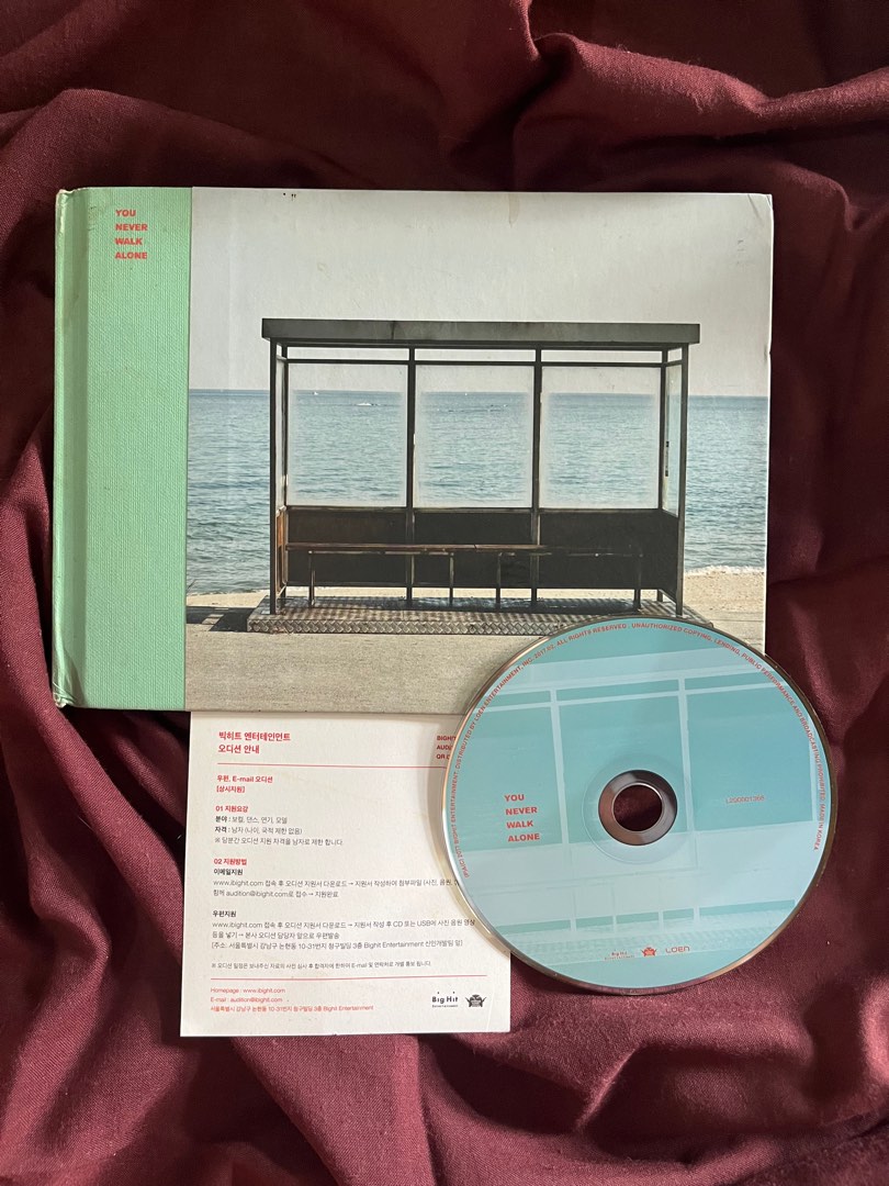 ALBUM BTS YNWA GREEN VERSION YOU NEVER WALK ALONE + POSTER, K-Wave di ...