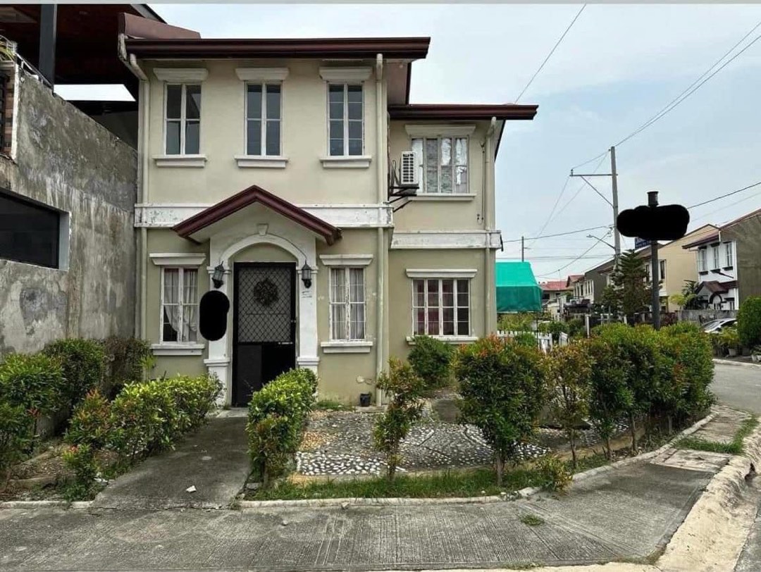 Clean title Corner Lot Single Attach House for Sale in Lancaster New ...