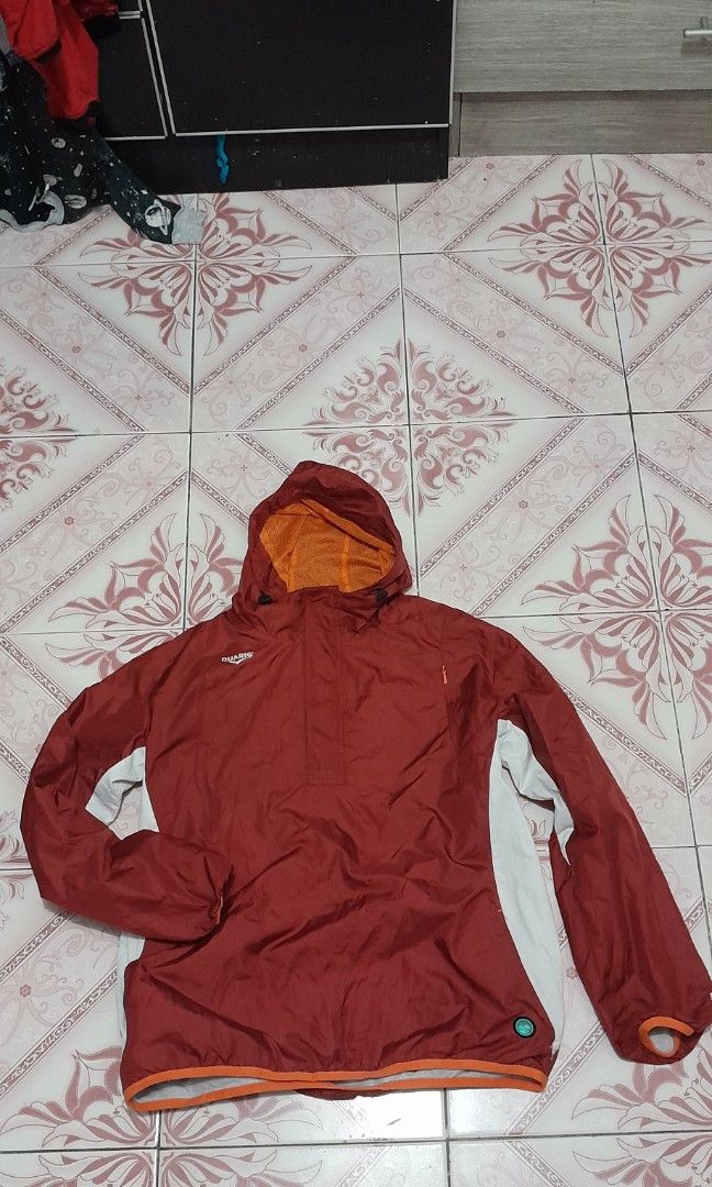 Duarig Running Hiking Jacket, Sports Equipment, Other Sports Equipment ...