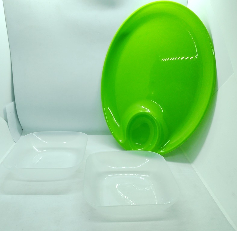 FREE Plastic partition plate & bowls bundle, Furniture & Home Living ...