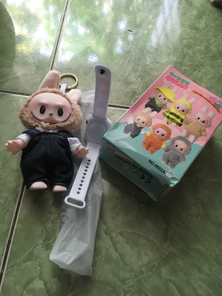 Gantungan boneka dan jam labubu digital new freeongkir jabodetabek ...