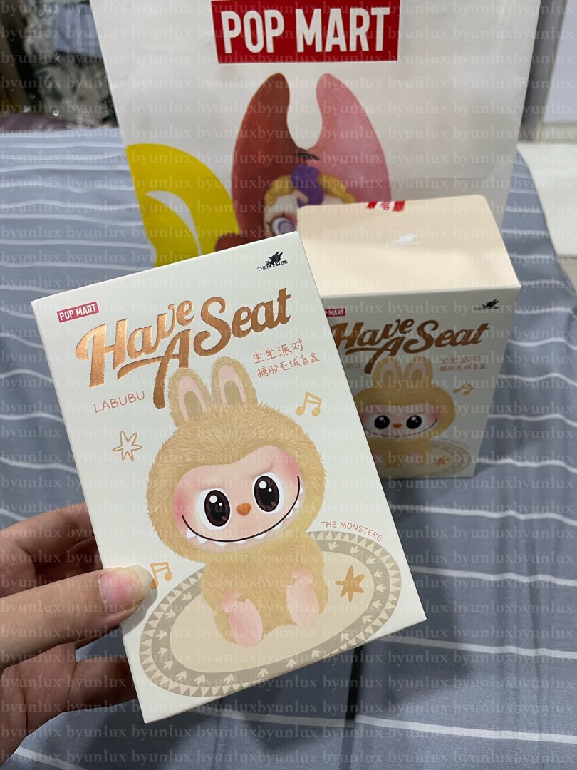 [HELPING FRIEND] WTS LABUBU V2, Hobbies & Toys, Toys & Games on Carousell