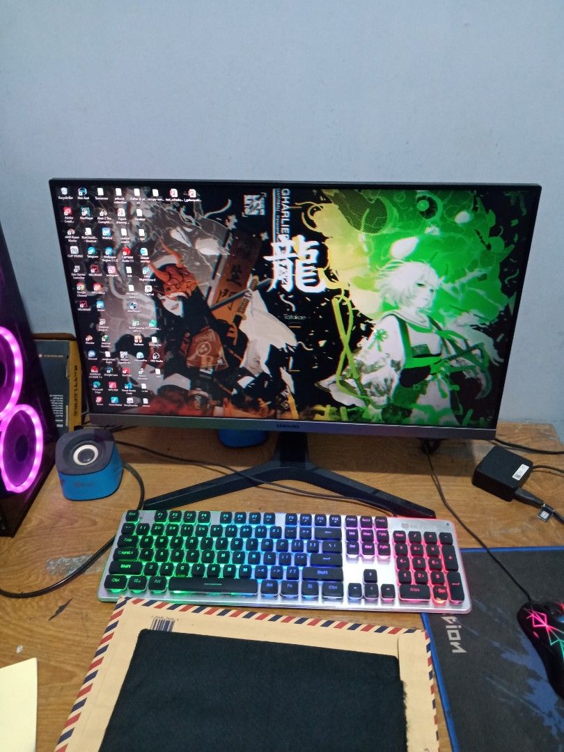 Layar monitor gaming 24inc samsung Komputer keyboard mouse dan cpu satu ...