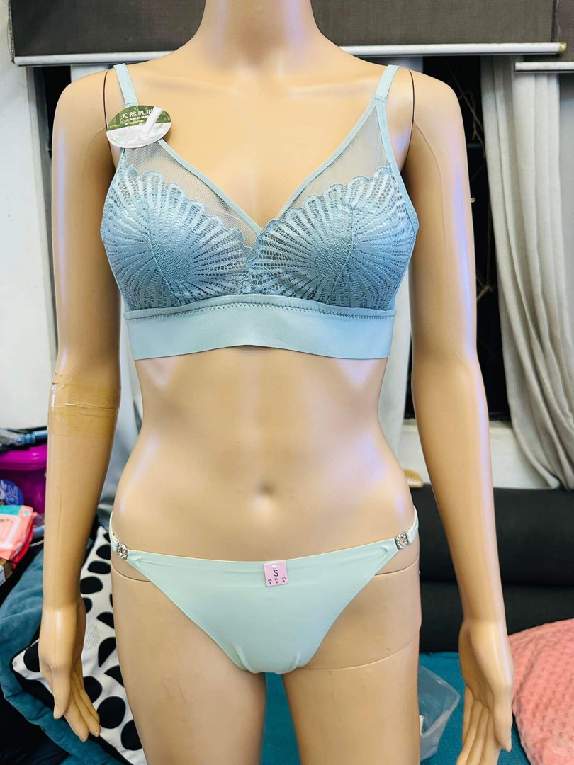 Mint wire free bra set with panty 32-34B S-M, Women's Fashion, Undergarments & Loungewear on ...
