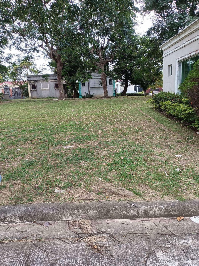 Museleo, Property, For Sale, Memorial Lot on Carousell