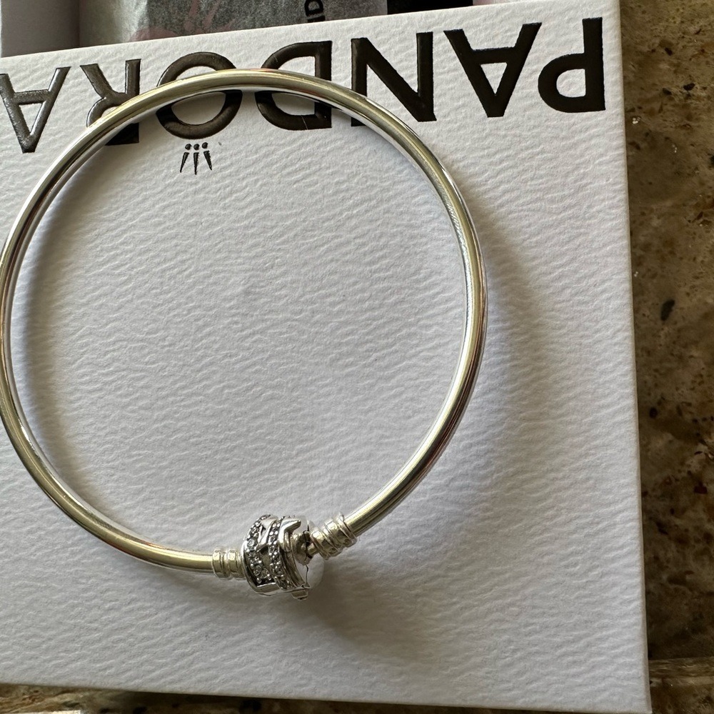 Pandora Moments Sparkling Shooting Star Clasp Sterling Silver Bangle ...
