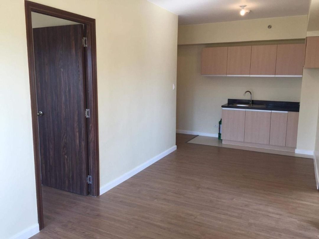 SS - FOR SALE / LEASE: 3-Bedroom Condominium in One Antonio, Makati ...