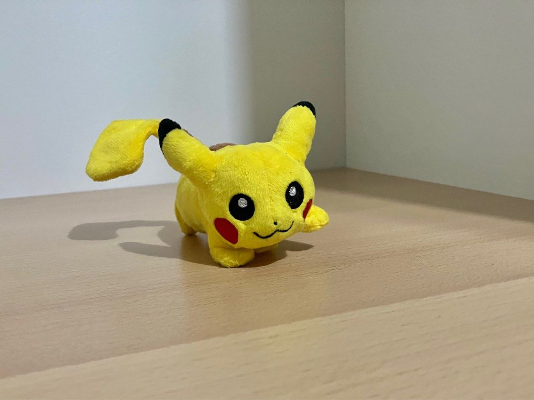 Takara Tomy Pokemon Pikachu Clip on Plush, Hobbies & Toys, Toys & Games ...