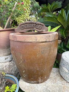 Tempayan lama TL1, Hobbies & Toys, Collectibles & Memorabilia, Vintage ...