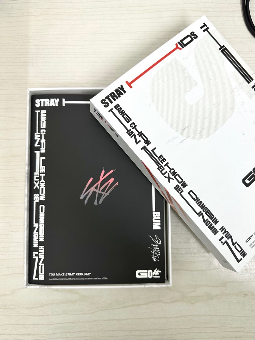 WTS Stray Kids skz Go live album type A, Hobbies & Toys, Collectibles ...