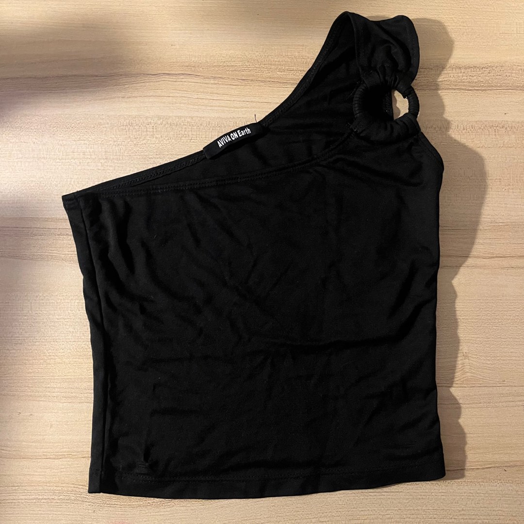 Aviva On Earth Black One Sided Crop Top, Women's Fashion, Tops ...