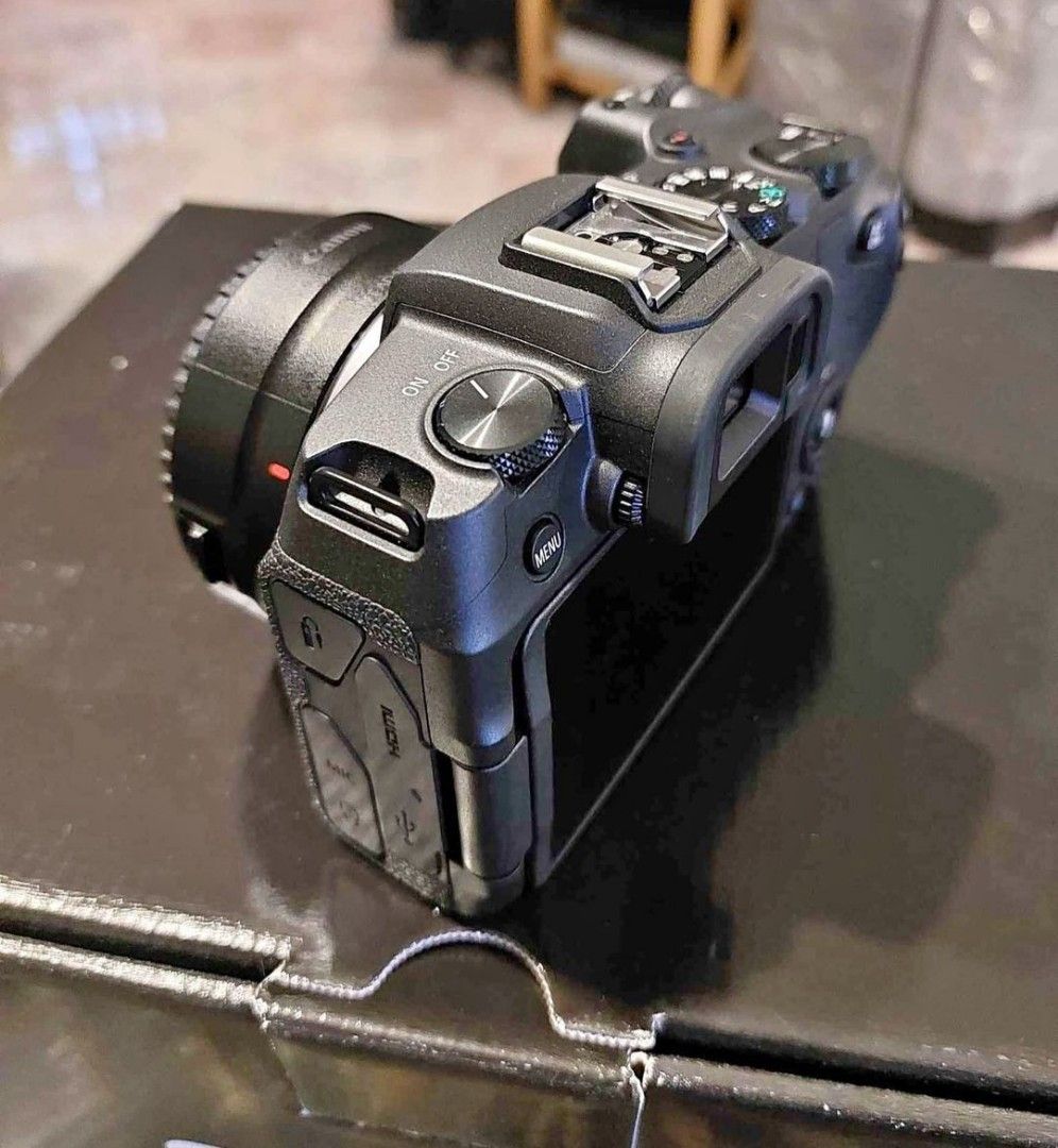 Canon EOS RP Body + Canon adapter EF eosR = 40k, Photography, Cameras ...