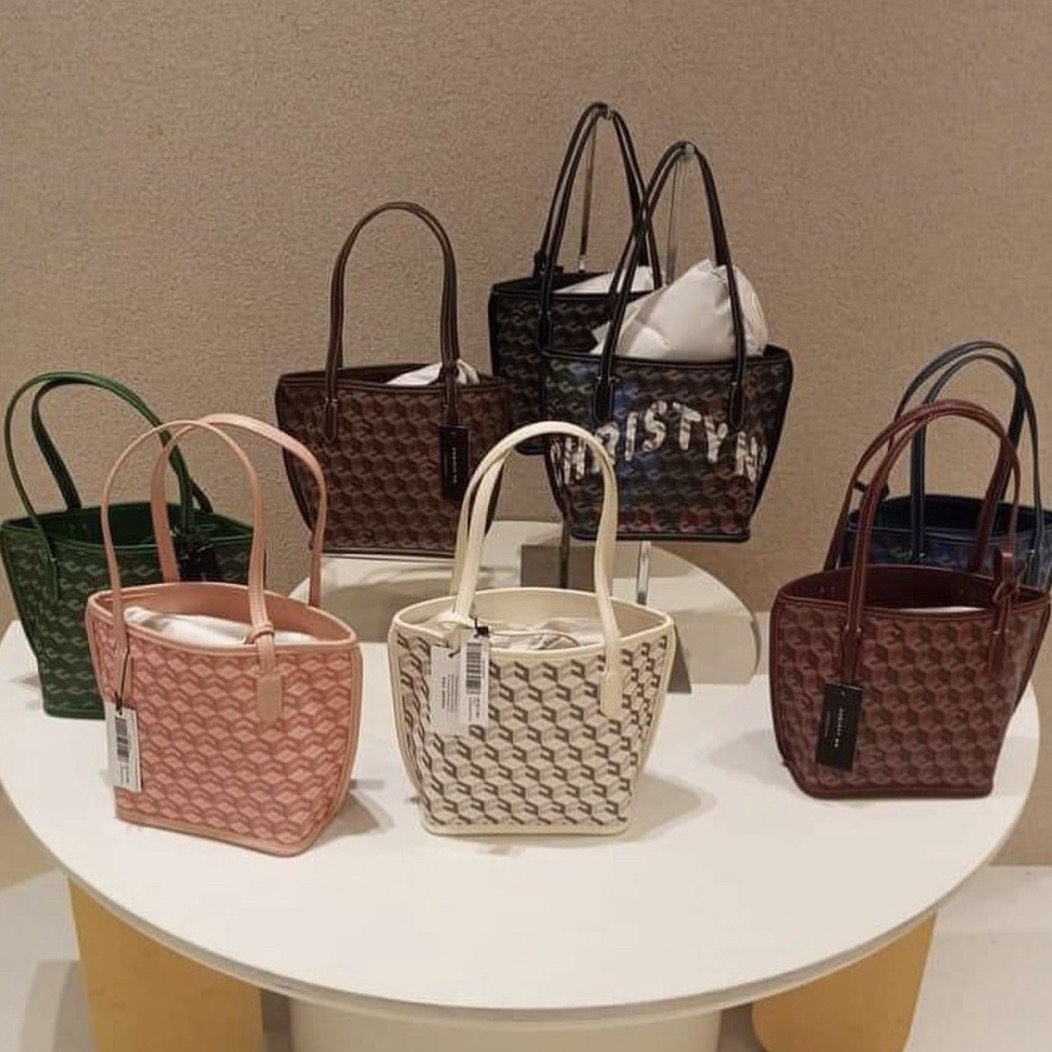 Christy ng mini russo bag, Barang Mewah, Tas & Dompet di Carousell