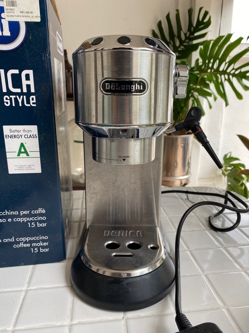 Delonghi EC 685 coffee machine, TV & Home Appliances, Kitchen ...
