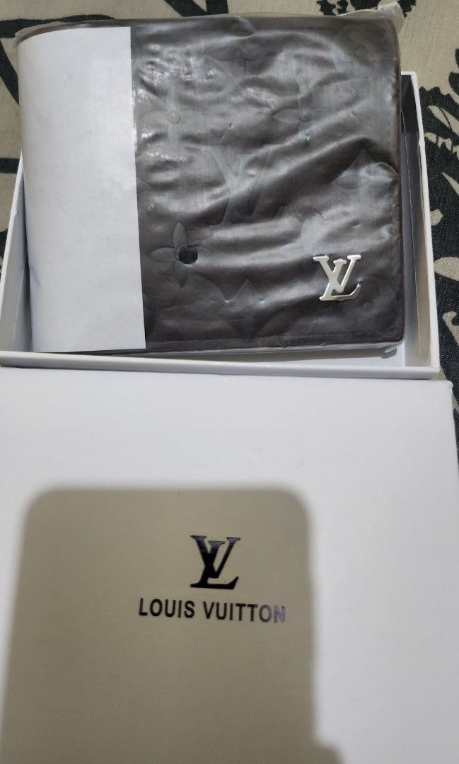 Dompet lipat lv lengkap box baru, Fesyen Pria, Tas & Dompet , Dompet di ...
