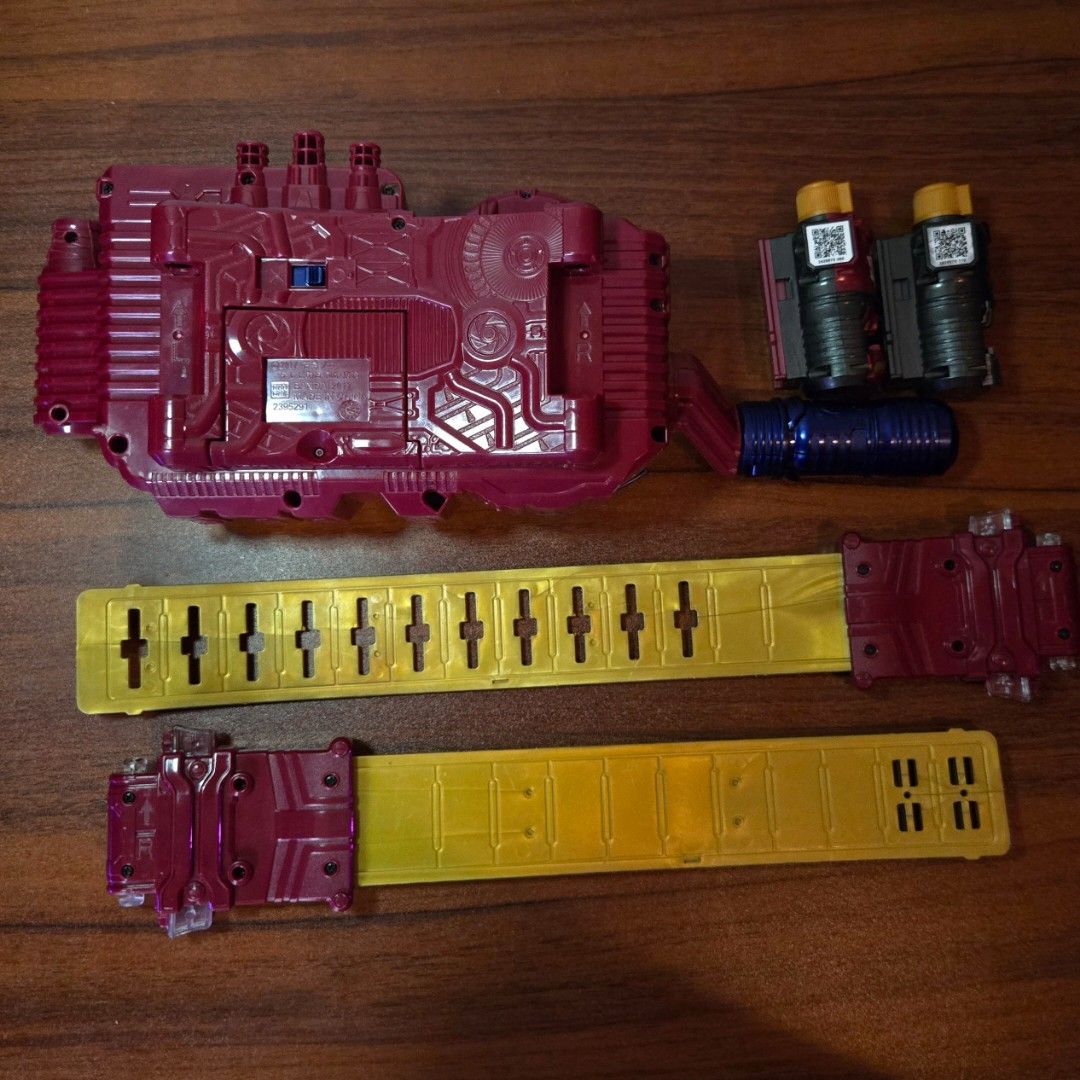 DX Evol Evolt Driver Belt Kamen Rider Build Bandai, Hobbies & Toys ...