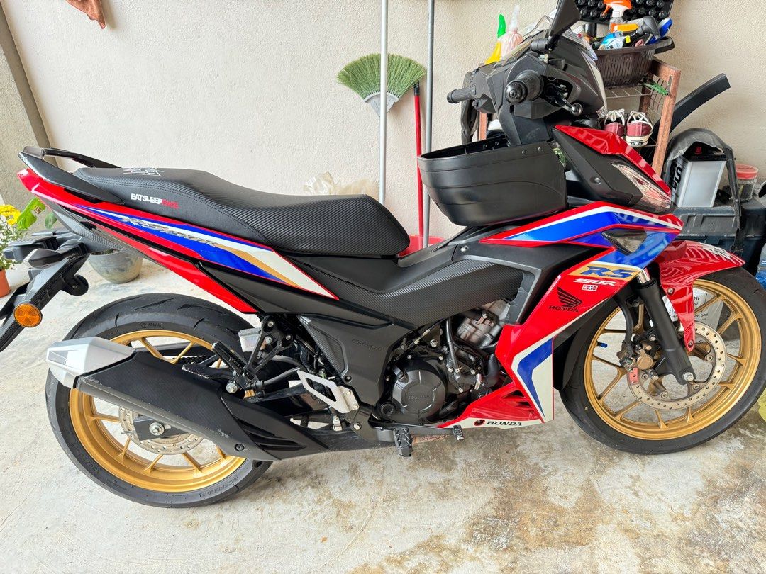 Honda RS 150 V2 Trico OTR, Motorbikes on Carousell