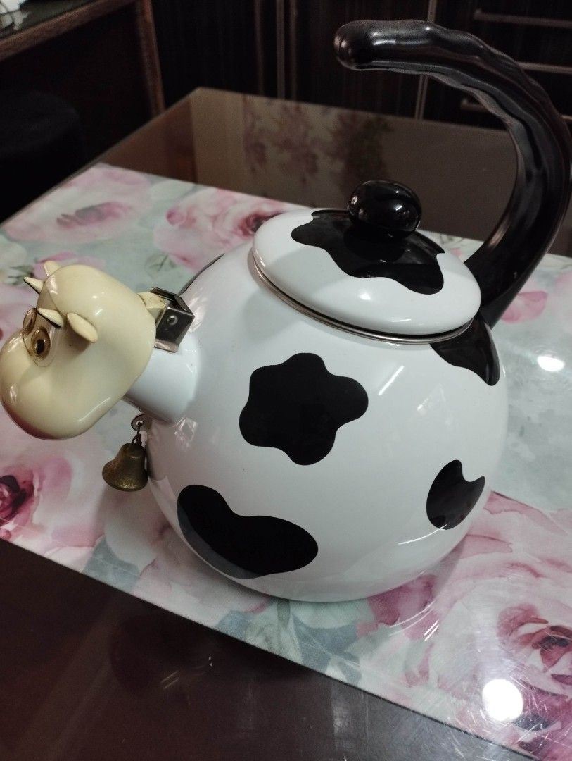 KETTLE/CERET MOTIF SAPI [SECOND] [NETT*], Kitchen & Appliances di Carousell