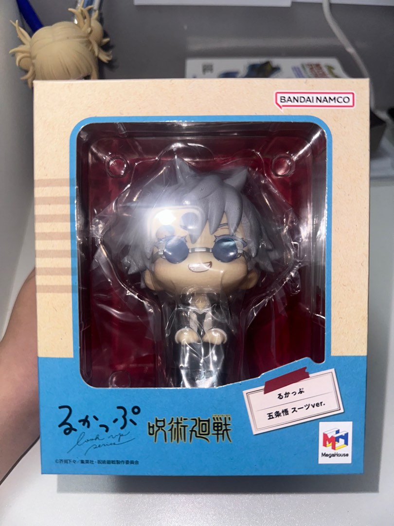 Jujutsu Kaisen LookUp - Gojo Satoru Suit Ver., Hobbies & Toys, Toys ...