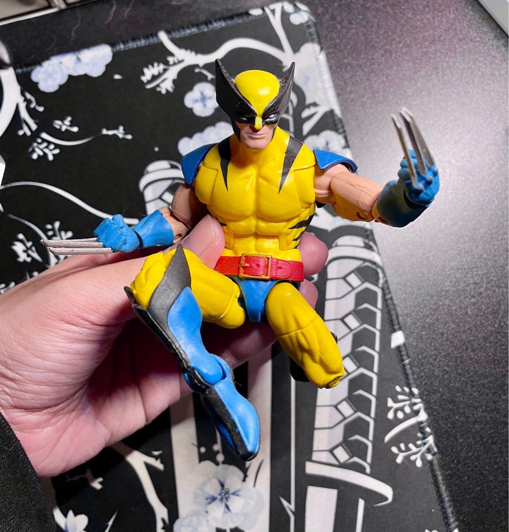 Marvel Legends Wolverine Kitbash (Bonebreaker wave + First Appearance ...