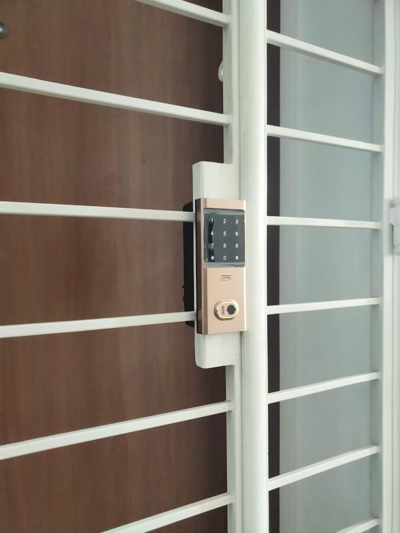 [OFFICIAL STORE] HDB Gate & Door Epic 7G Fingerprint Smartphone Gate ...