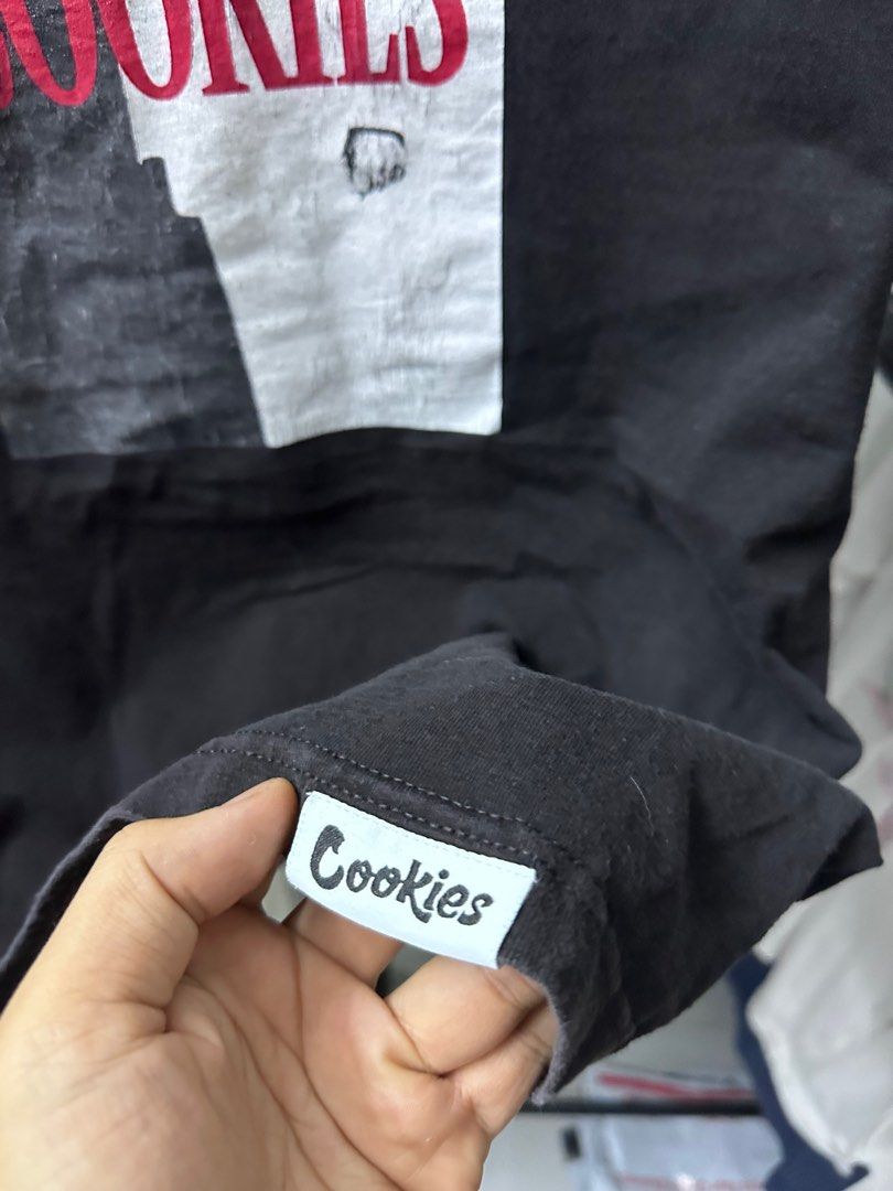 Scarface x cookies, Men's Fashion, Activewear on Carousell
