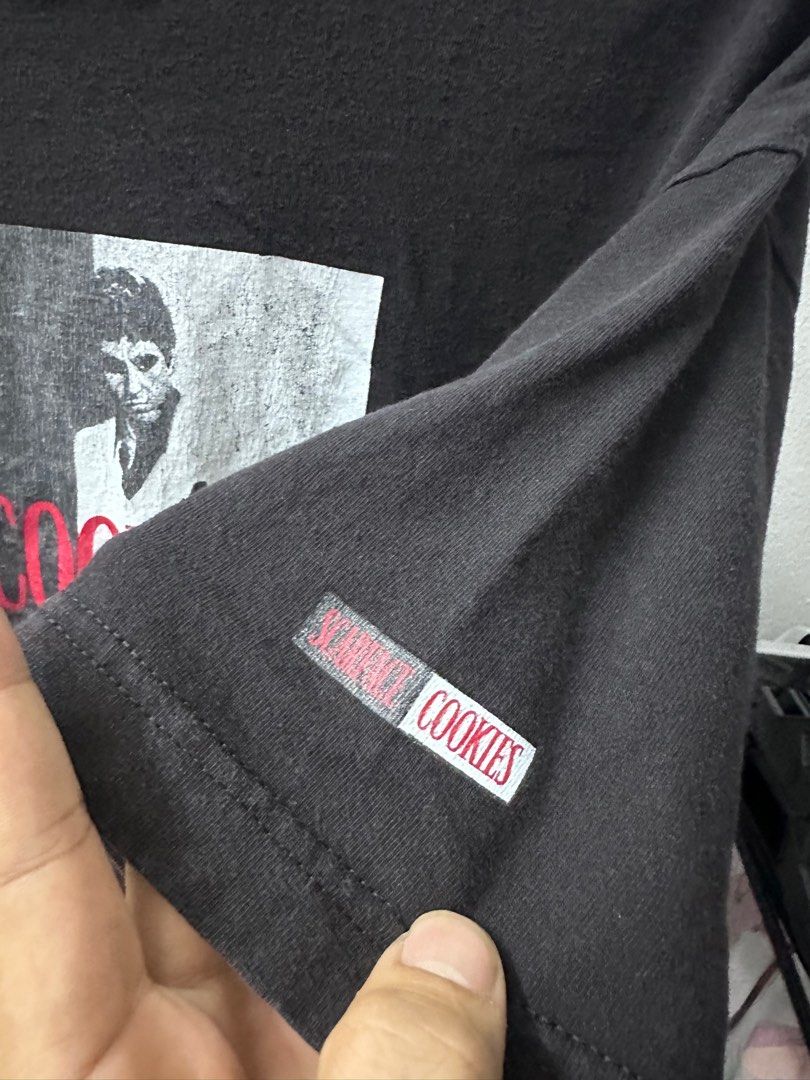Scarface x cookies, Men's Fashion, Activewear on Carousell