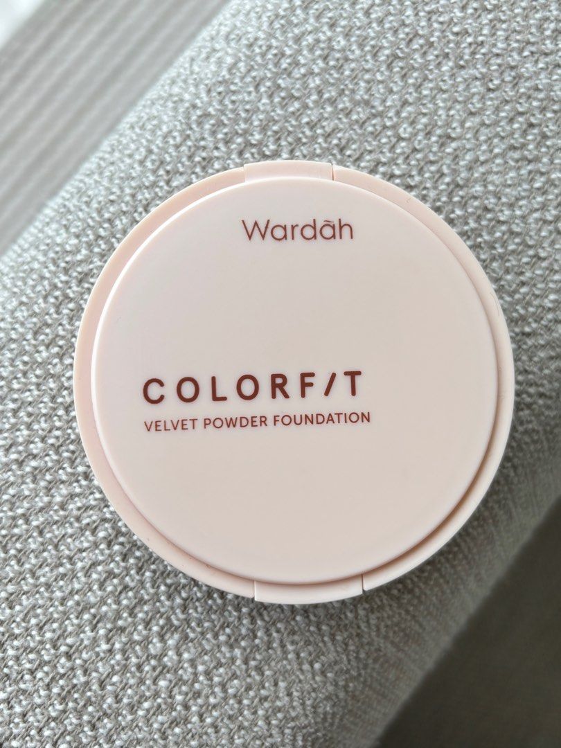 WARDAH Colorfit Velvet Powder Foundation in code 11C Pink Fair, Beauty ...