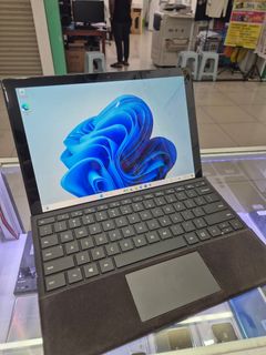Microsoft Surface Pro 5 i7 16gb ram, Computers & Tech, Laptops & Notebooks on Carousell