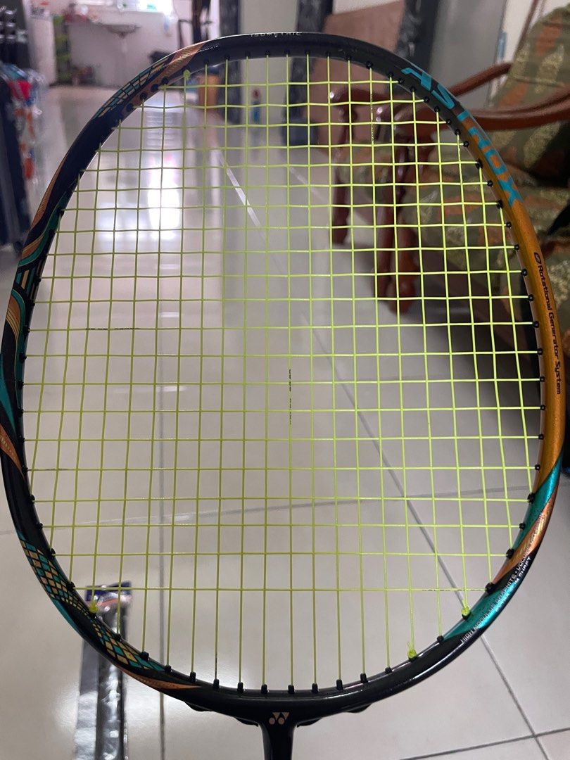 ASTROX 88D PRO (3UG5) (free BG 80 string + Yonex AC102-ex grip), Sports ...