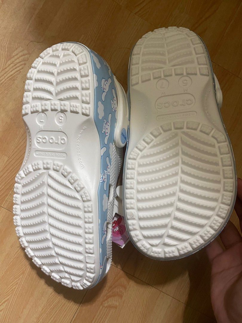 Cinnamoroll sanrio crocs AUTHENTIC with receipt bought in vietnam ...