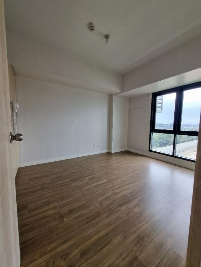 FOR SALE: Viento Tower 1 - Studio Unit, Alabang, Las Pinas City ...