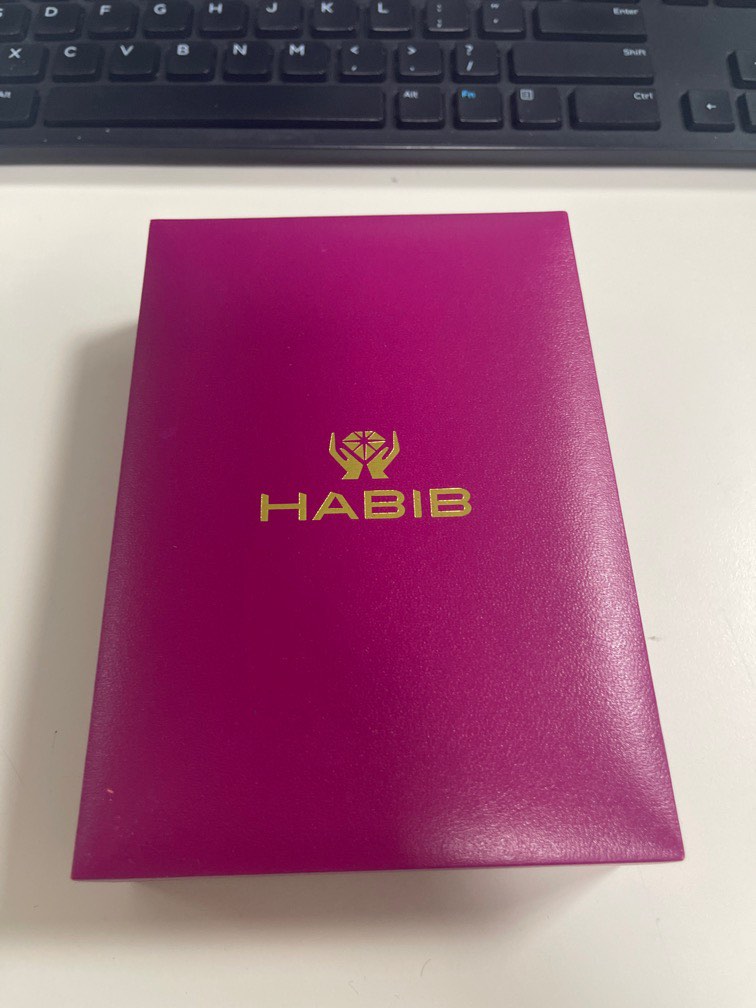 Habib Jewellery Set box, Women's Fashion, Jewelry & Organisers, Body ...