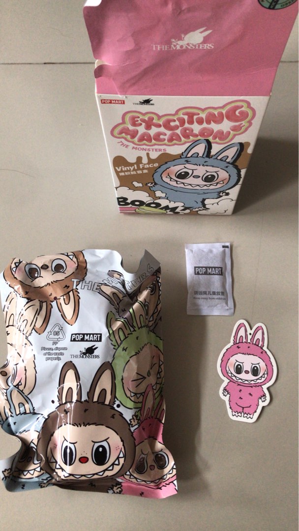 LABUBU PINK NEW ORIGINAL POPMART, Barang Yang Dicari di Carousell