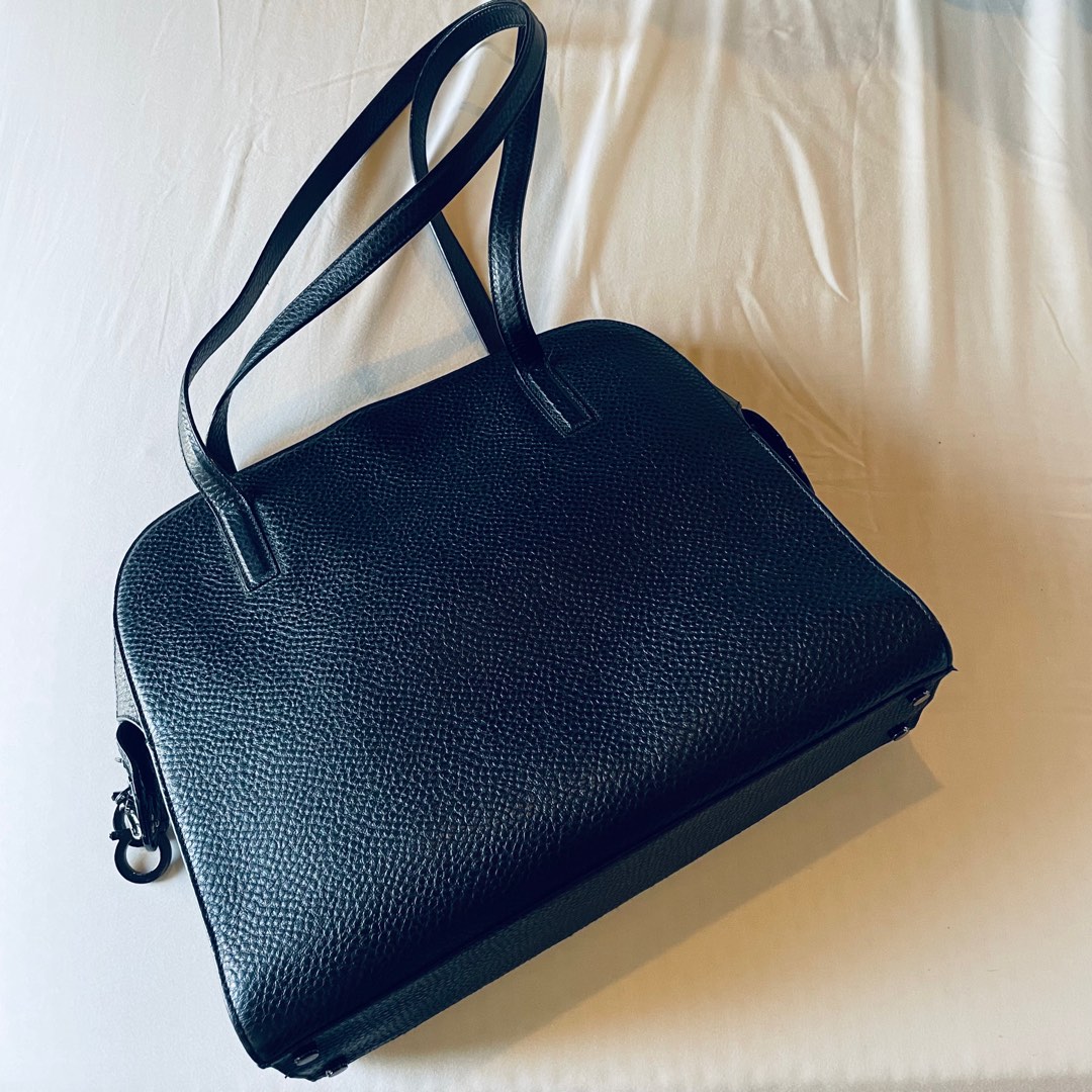 Mint Condition! Original Salvatore Ferragamo Noir Black Pure Leather ...