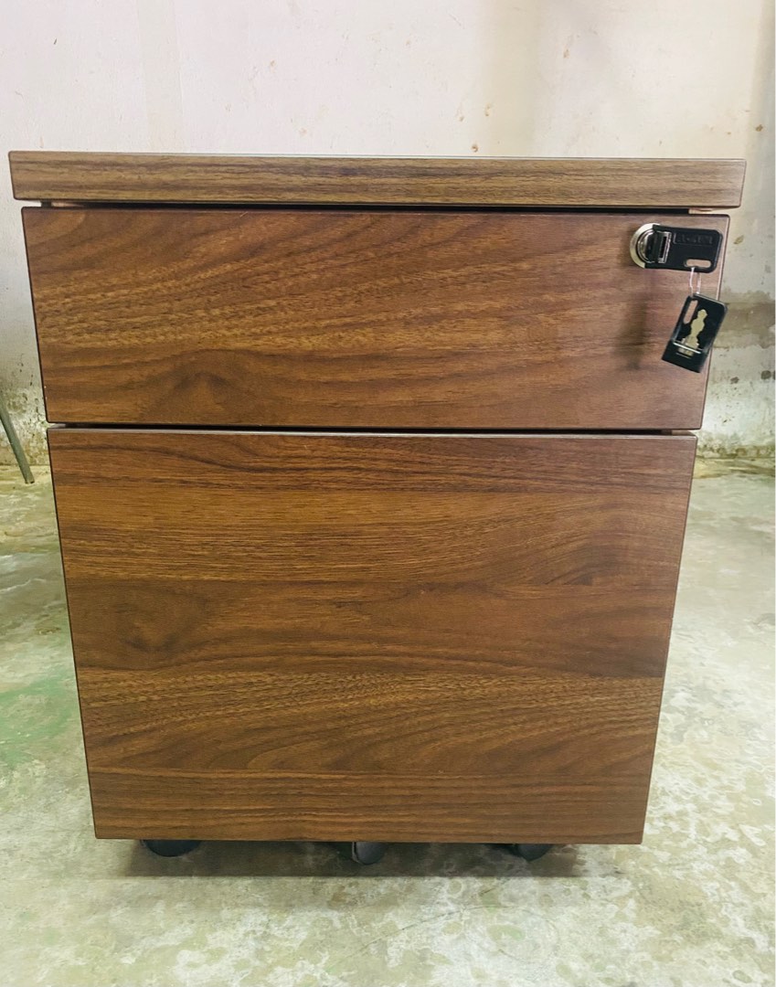 Mobile Pedestal Drawer/Locker, Furniture & Home Living, Furniture ...