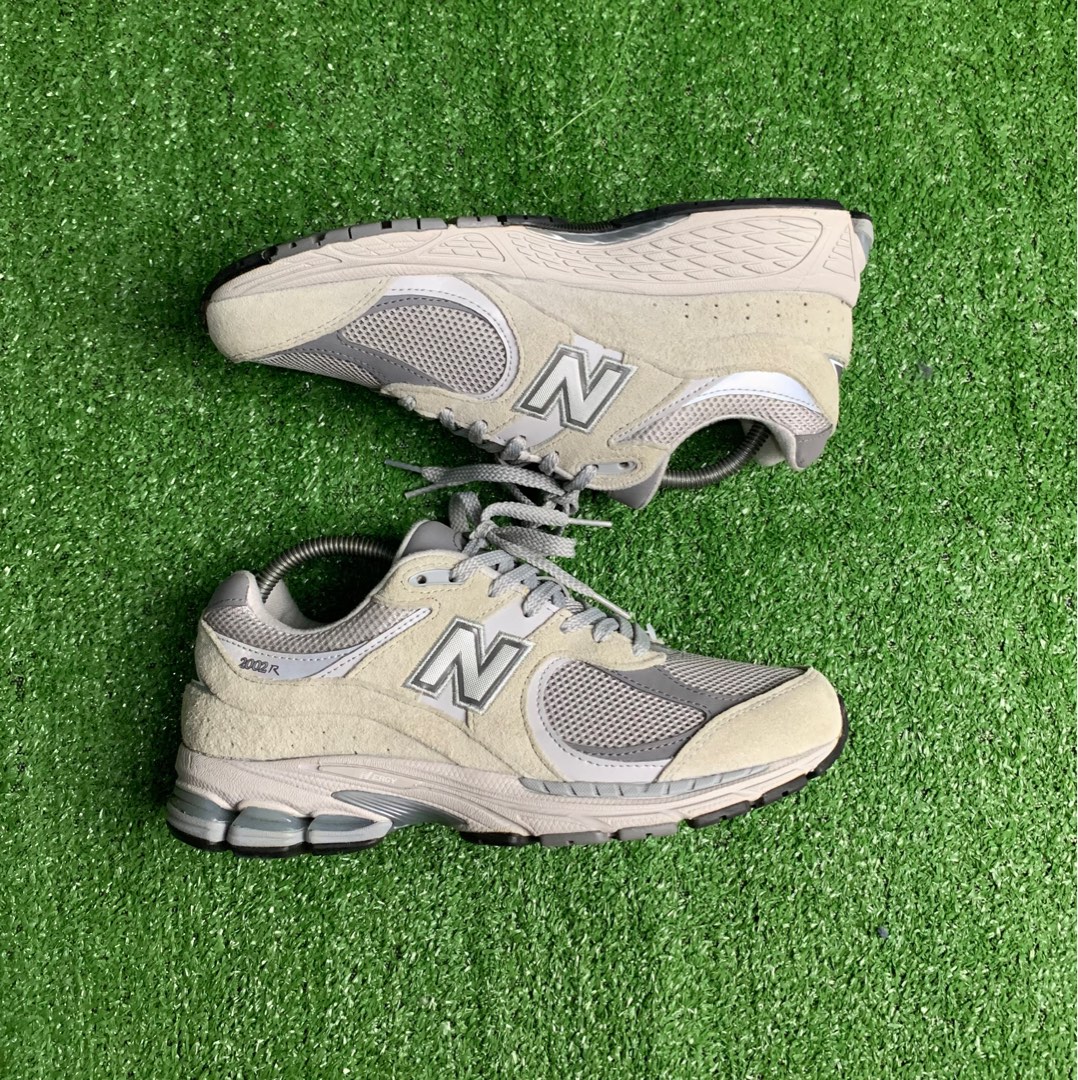 New Balance 2002R Shoes, Men's Fashion, Footwear, Sneakers on Carousell