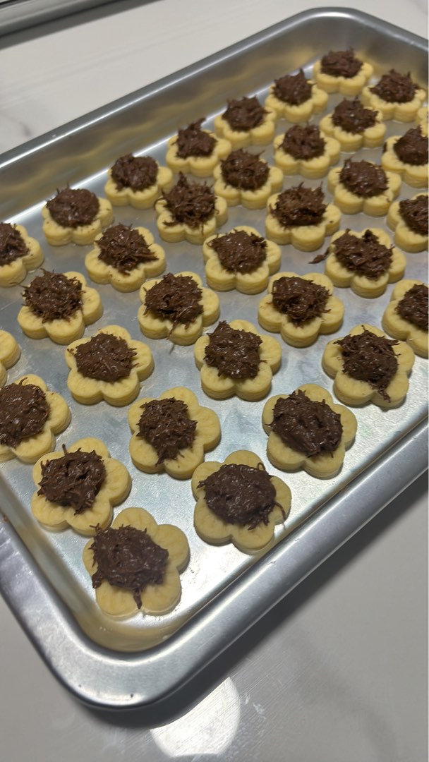 Nutella Kunafa Tart, Food & Drinks, Homemade Bakes on Carousell