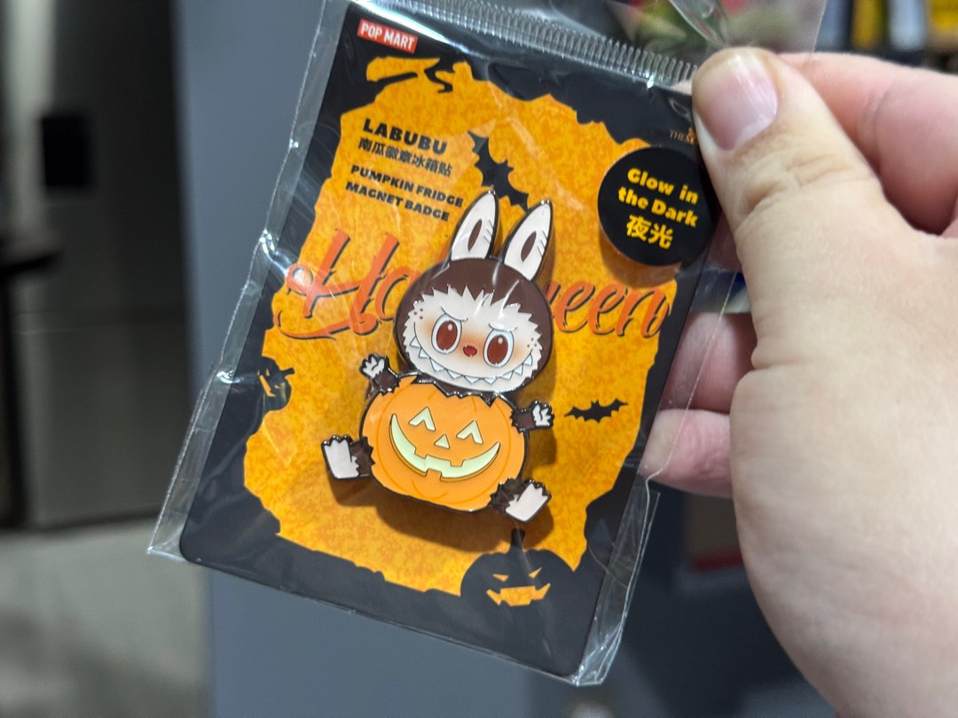 POP MART Labubu Fridge Magnet Badge, Hobbies & Toys, Memorabilia ...