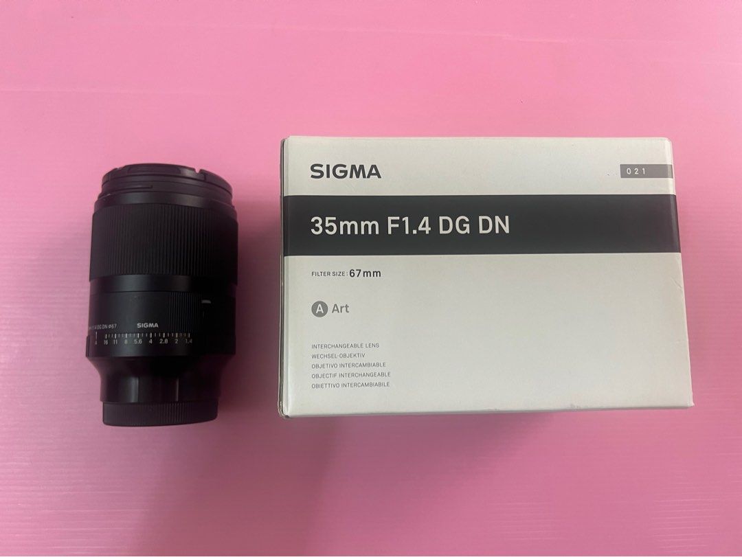 Sigma DGDN 35mm f1.4, Photography, Lens & Kits on Carousell