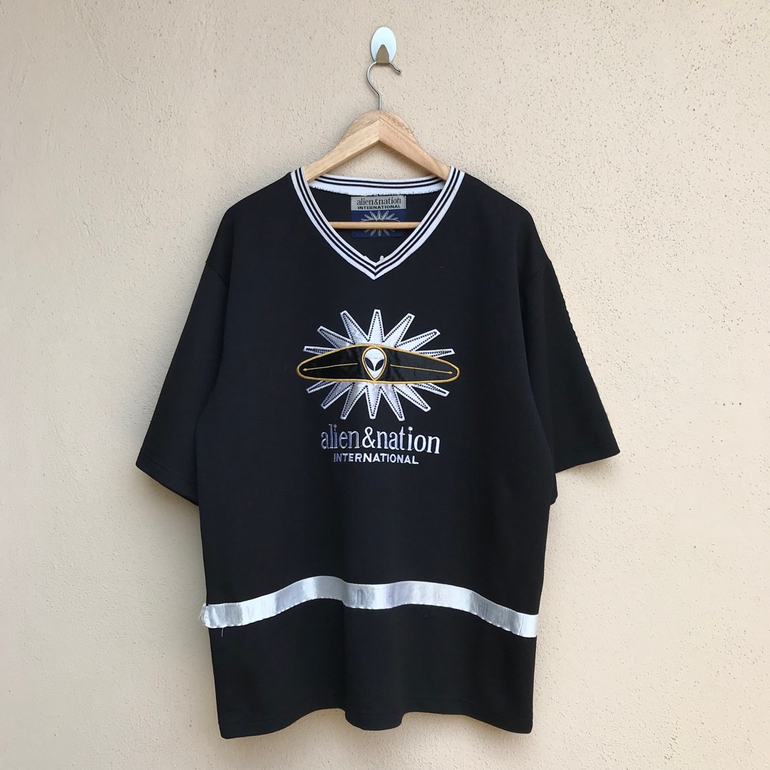 Vintage Alien Nation 90s, Announcements on Carousell