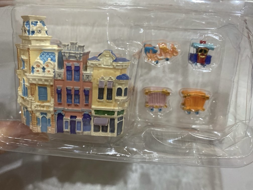 2008 Heisei Retro De Agostini Disney Diorama House, Furniture & Home ...