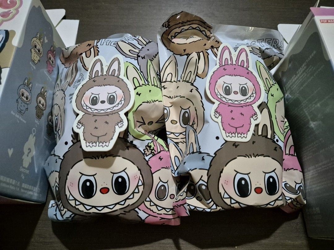 Authentic Labubu V1 Toffee Lychee Berry V2 Dada Zizi popmart, Hobbies ...